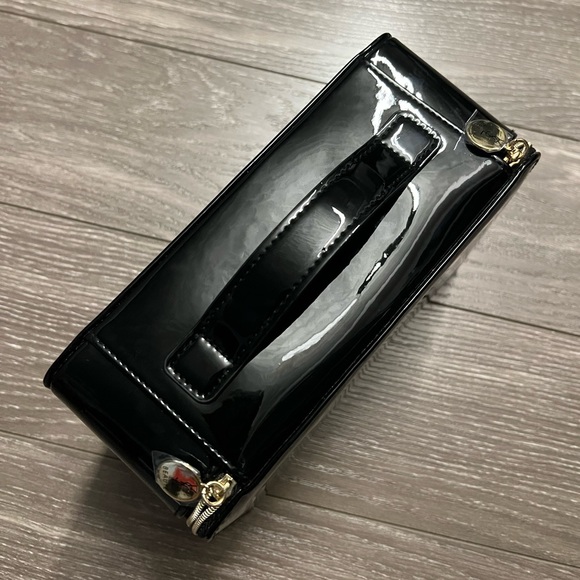 Yves Saint Laurent | Bags | Ysl Saint Laurent Box Bag | Poshmark